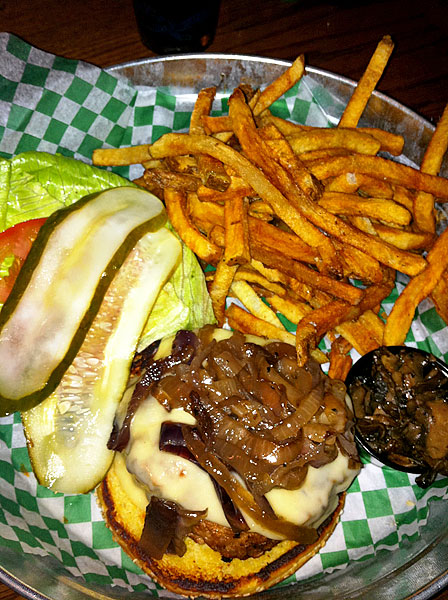 Turkey Burger @ Jake Melnick's – Chicago Magazine
