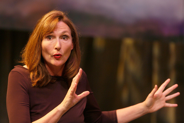 How Nora Dunn's Life and Work Led to Mythical Proportions – Chicago ...