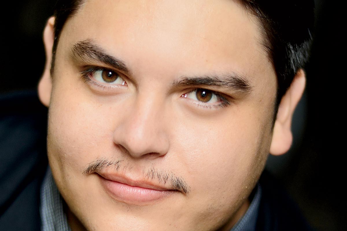 You Should Know Isaac Gomez – Chicago Magazine