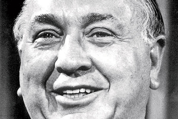 12. Mayor Richard J. Daley Dies – Chicago Magazine