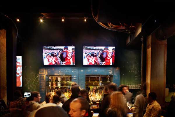 Best Bars in Chicago: 5 Best Game Day Bars – Chicago Magazine