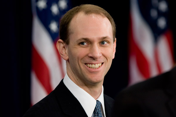 Austan Goolsbee: Back in Hyde Park, But Still Fighting for the White ...