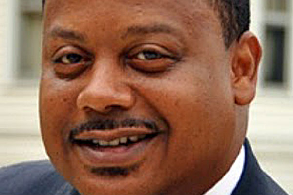 His Father Moved Up from Chicago Alderman to Mayor; Does Rod Sawyer ...