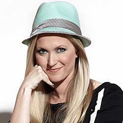 Singles 2010: Kelly Goldsmith – Chicago Magazine