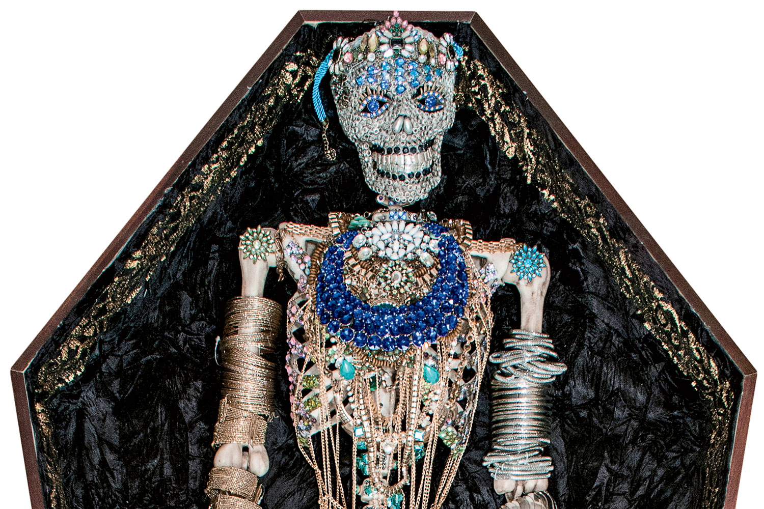 Marcos Raya Transforms Ghastly into Gorgeous – Chicago Magazine