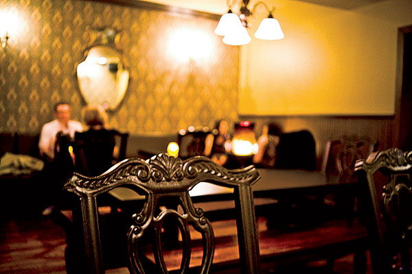 Victor/Victorian – Chicago Magazine