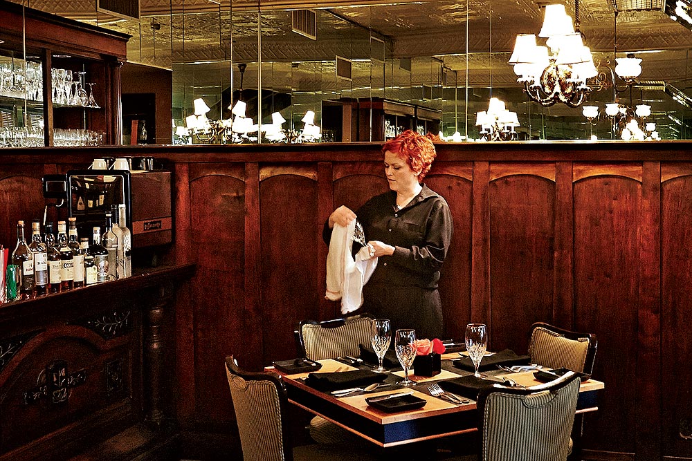 Yoshi's Café and Tallgrass Reviews: Chicago Classics That Haven't Lost ...