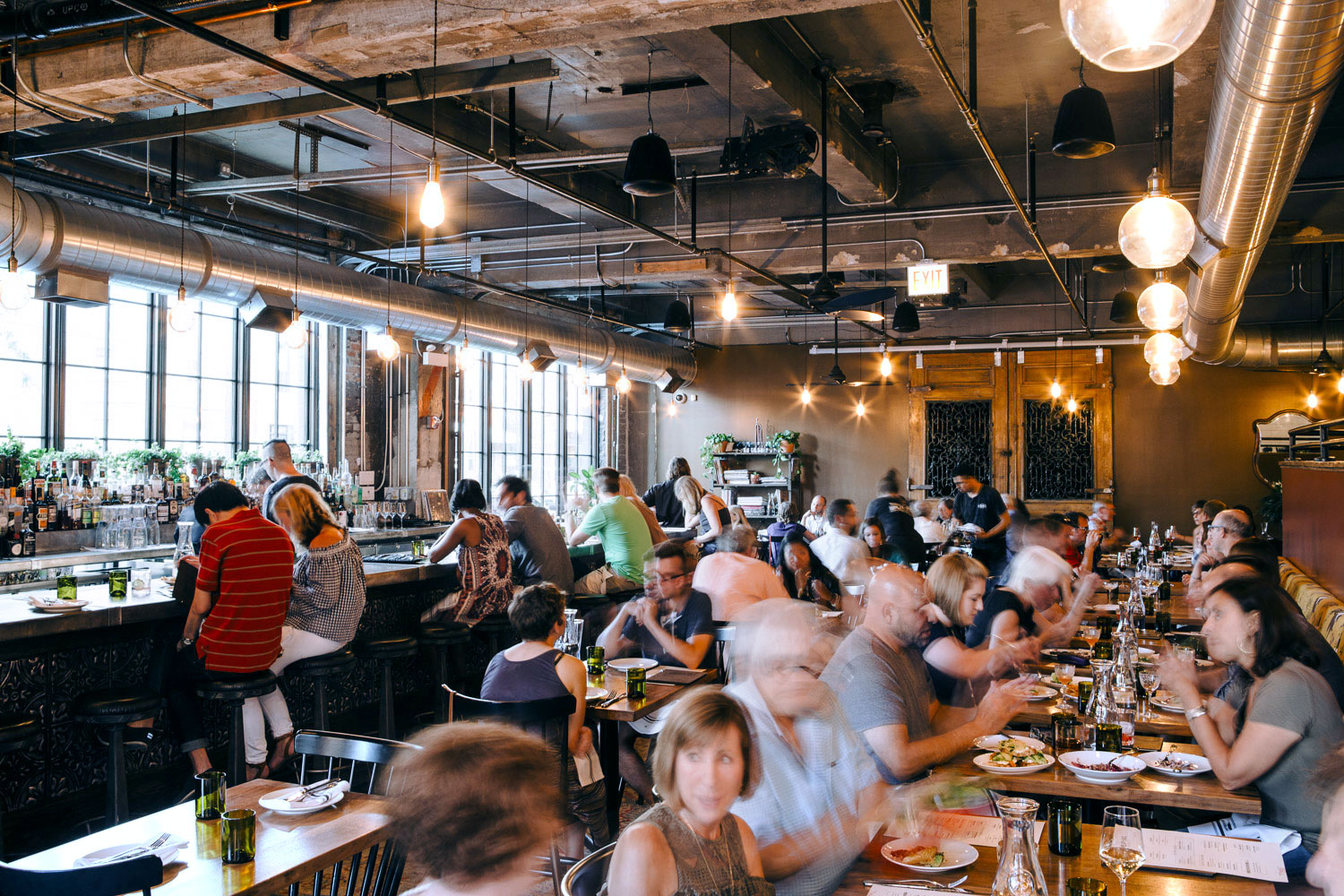 Review: Split-Rail's Shtick Misses the Mark – Chicago Magazine