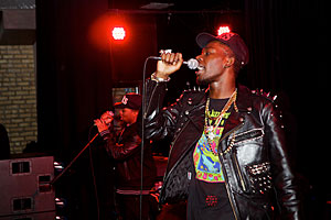 Weekend Photos: Theophilus London @ Lincoln Hall – Chicago Magazine
