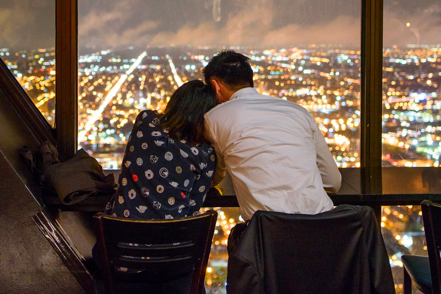 The Views Still Stun at the Signature Lounge – Chicago Magazine