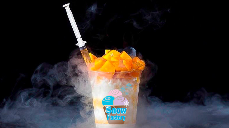 Eat Extremely Cold Ice Cream Crafted with Liquid Nitrogen – Chicago ...