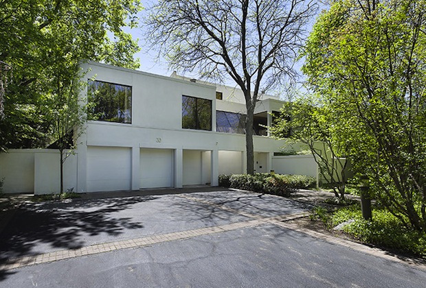 This Amazing, Eccentric Larry Booth Home in Winnetka Costs $1.85 ...