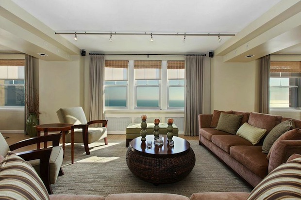 George Halas's Longtime Lakefront Home Returns to Market – Chicago Magazine