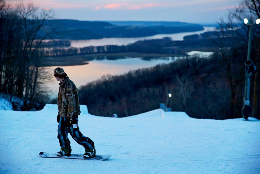 Go Skiing (Even If It Won’t Blow Your Mind) – Chicago Magazine