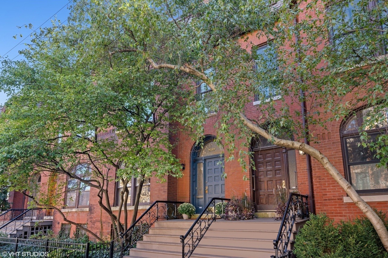 Five Townhouses for Sale in Chicago – Chicago Magazine