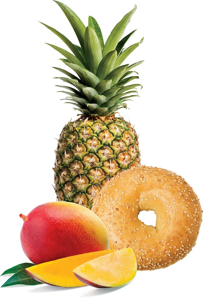 How Actor Larry Yando Keeps Running Across Stages – Chicago Magazine