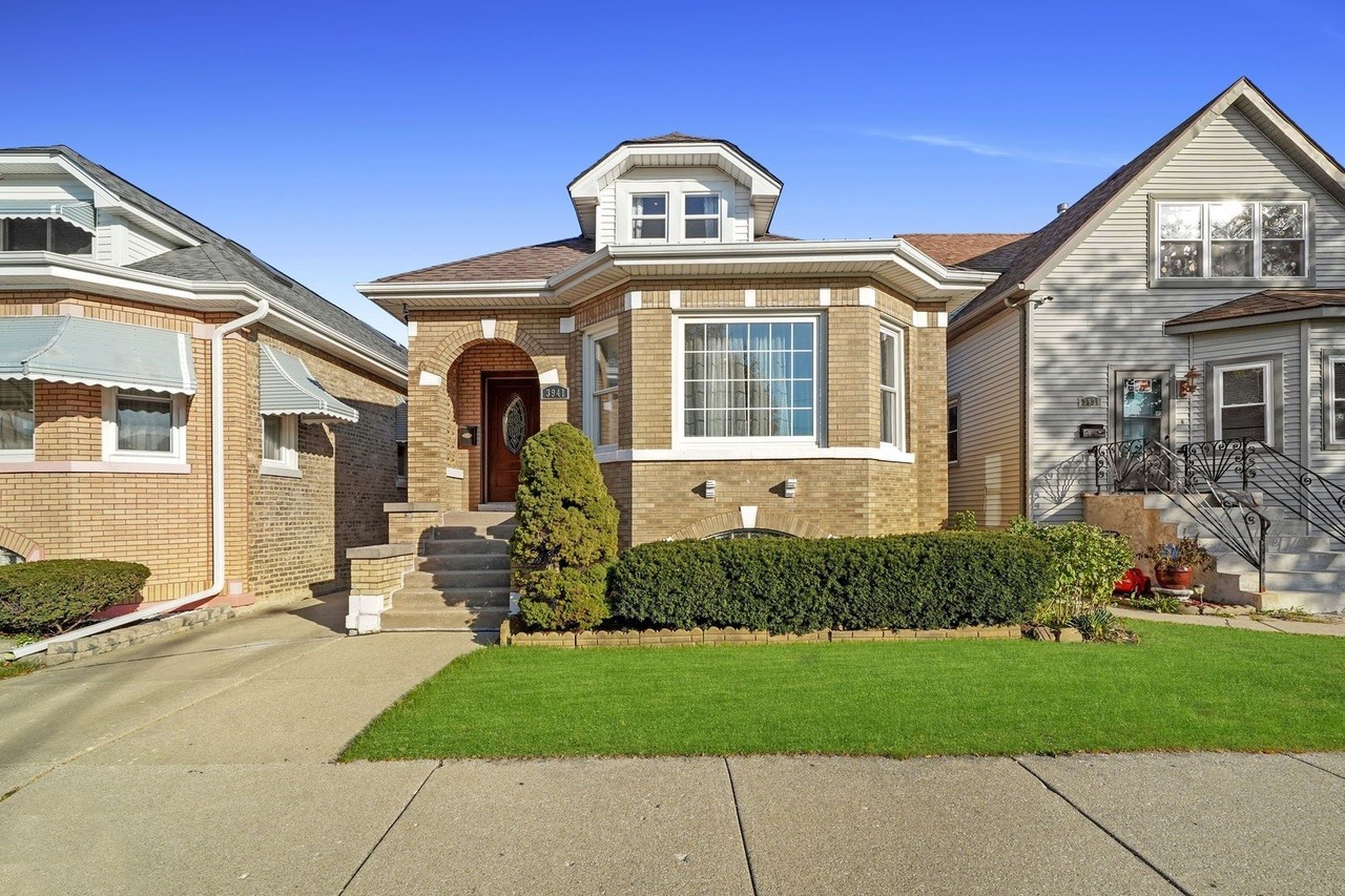 Five Chicago Bungalows For Sale – Chicago Magazine