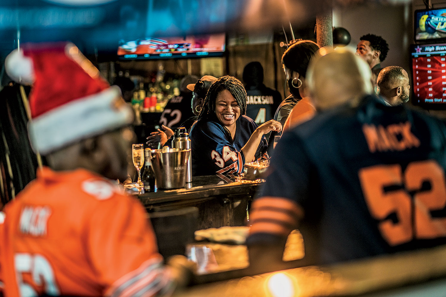 The Family Den Lounge – Chicago Magazine