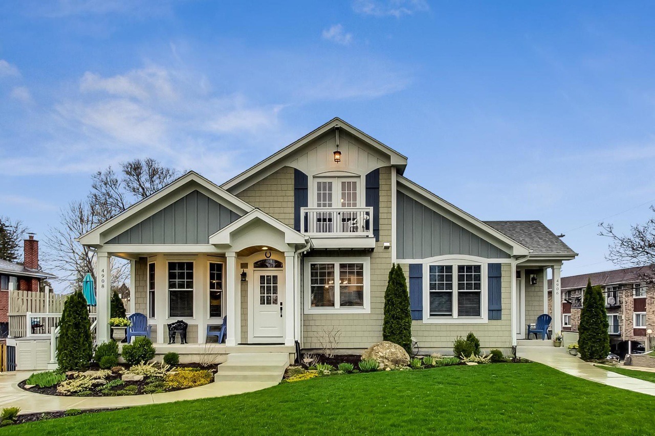 Four Suburban Duplexes For Sale – Chicago Magazine