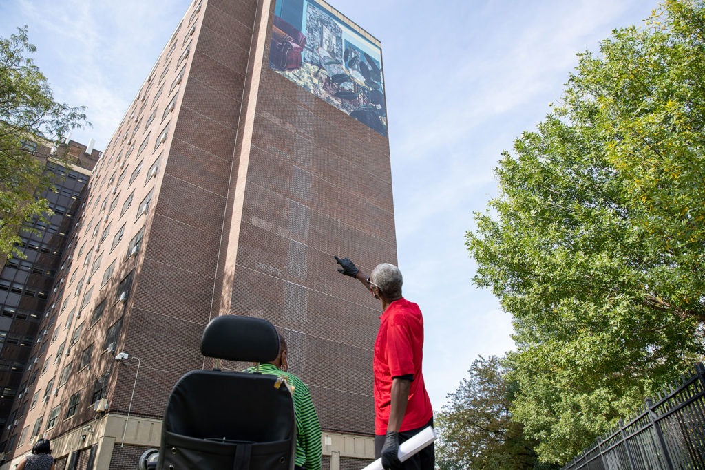 Murals Hit a High Note on this CHA Building – Chicago Magazine