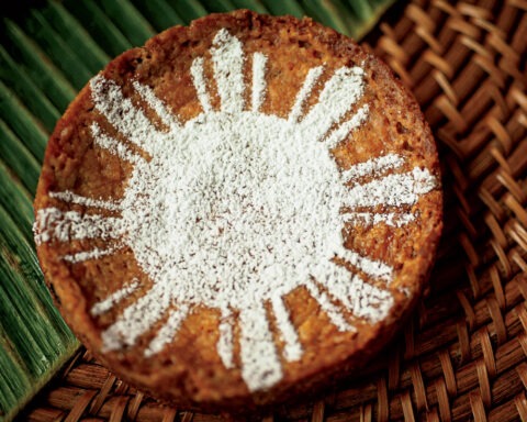 Ube and Huckleberry Basque Cake – Chicago Magazine