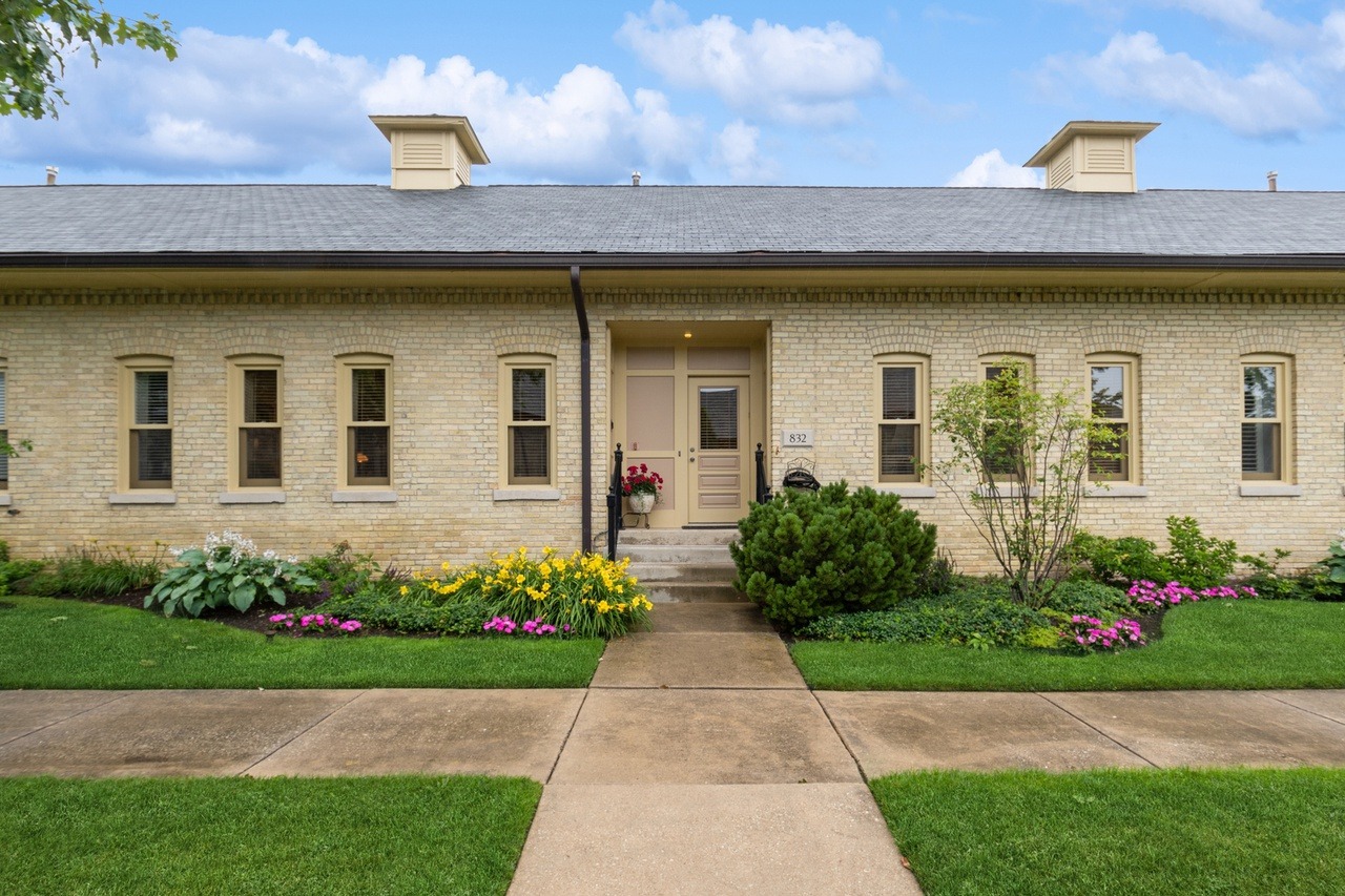 Five Homes that Highlight Adaptive Reuse – Chicago Magazine