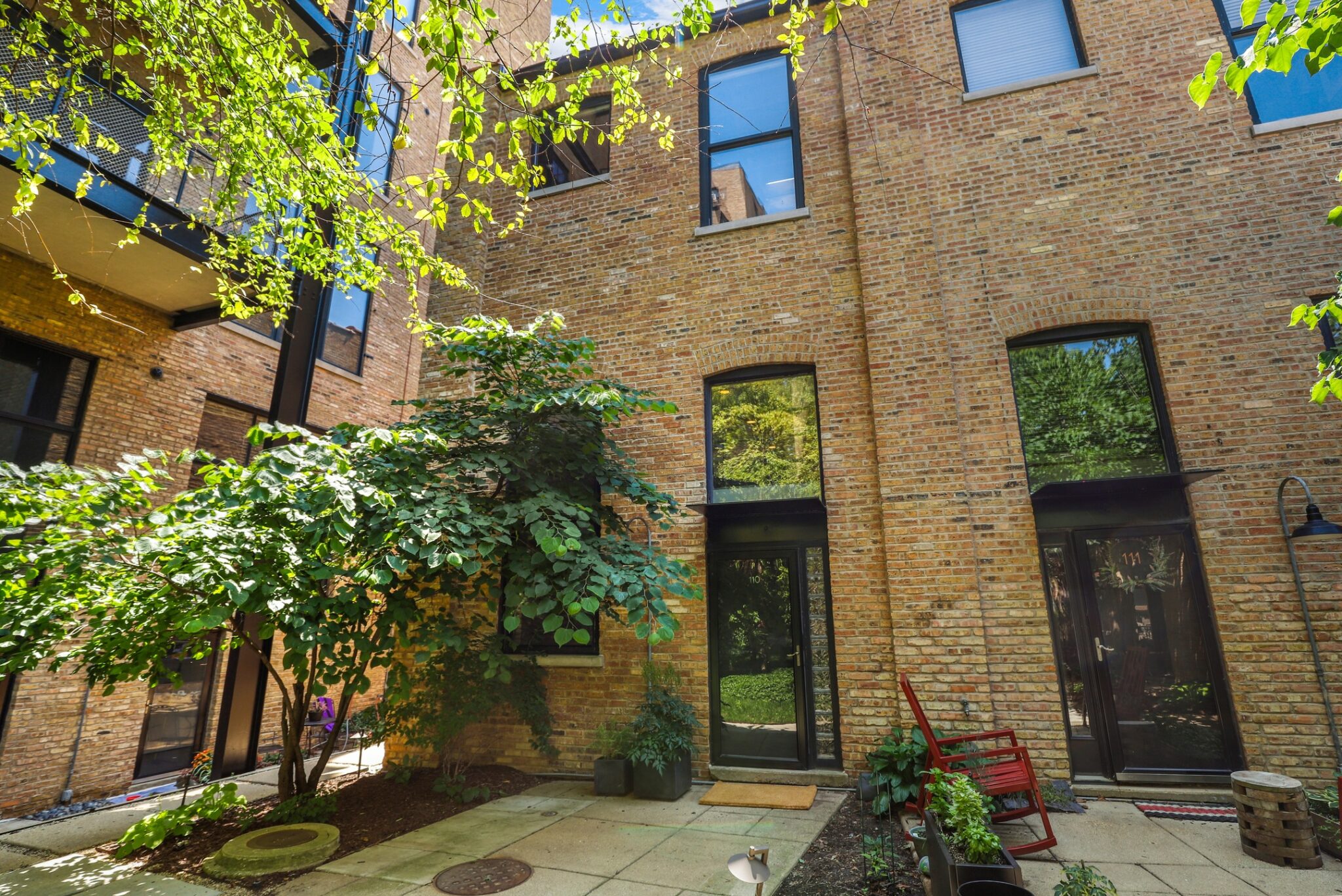Five Lofts for Sale in Lincoln Park – Chicago Magazine