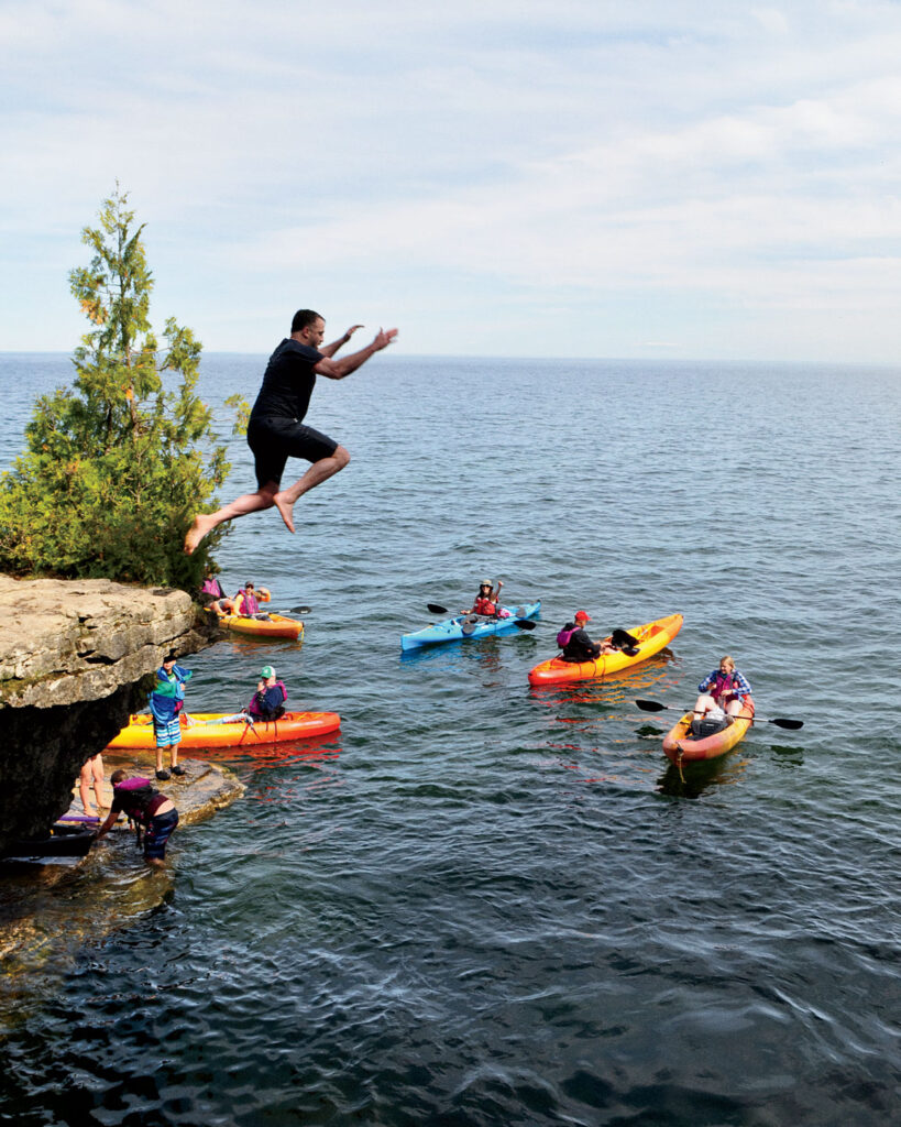 Kayak Through Door County’s Rocky Coast – Chicago Magazine
